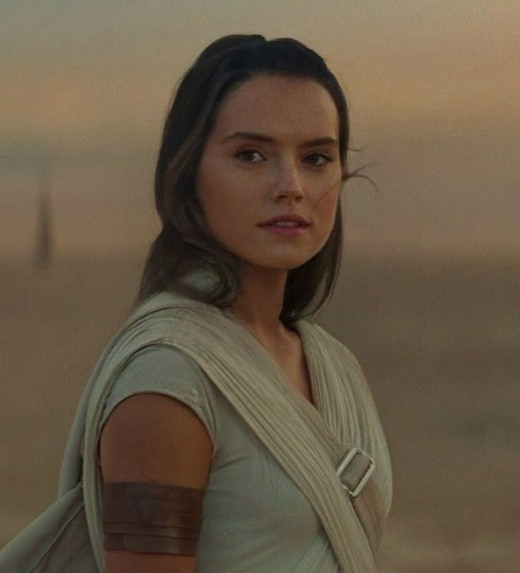 Rey Skywalkers Instagram Post Ben Thinks I Should Wear My Hair Down More” Rey Star Wars