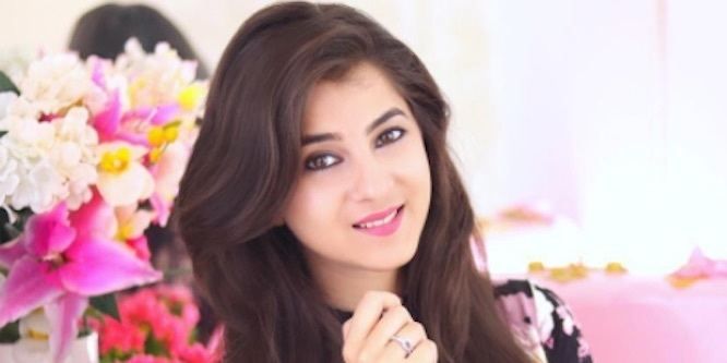 Shaurya Sanadhya Girl Photography Poses Girl Photography Long Hair