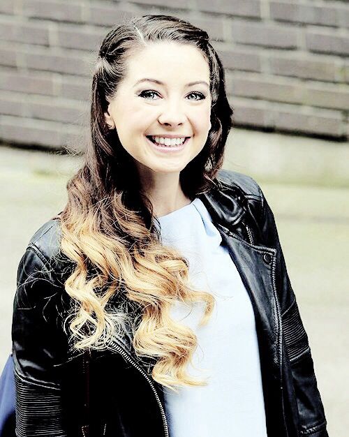 Zoella Zoe Sugg Joe And Zoe Sugg Zoella Celebrities
