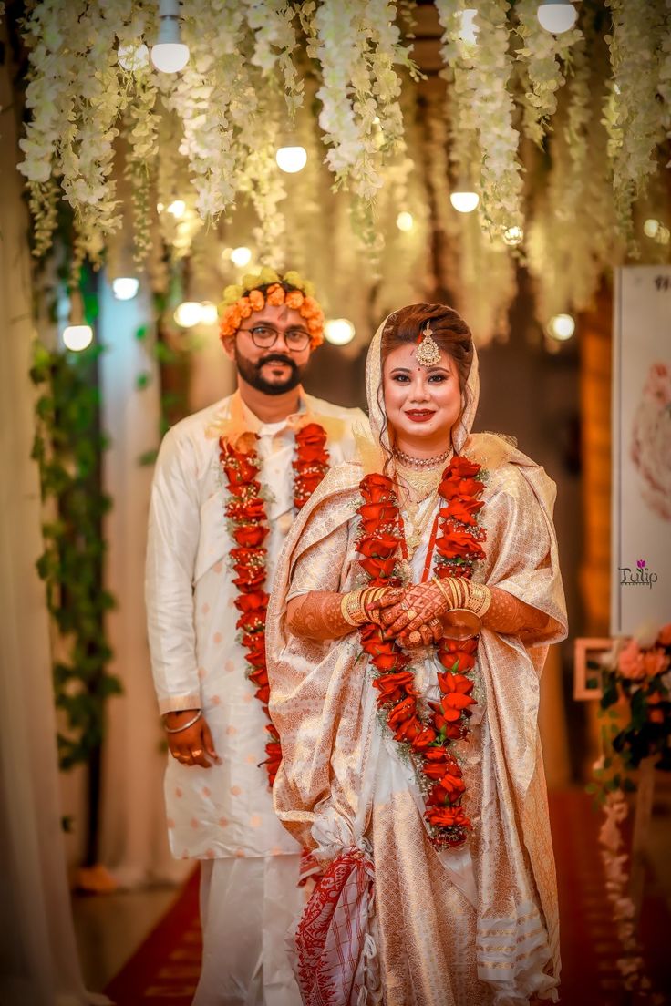 Assamese Bride And Groom Bride Photoshoot Indian Wedding Photography Poses Bridal Photoshoot