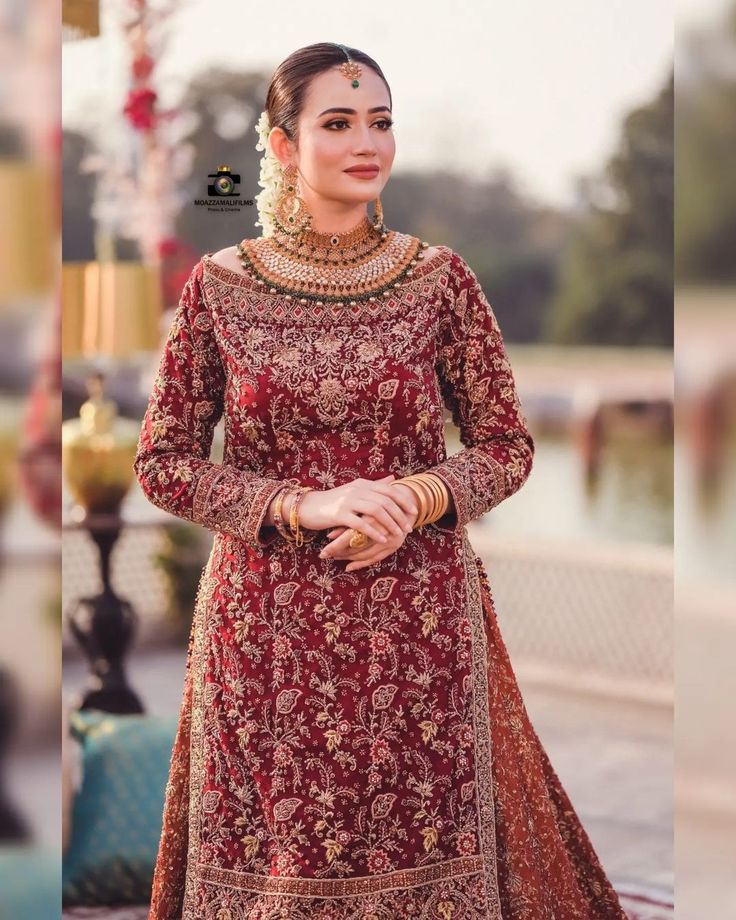 Sana Javed Gorgeous Pictures From Recent Photo Shoot In 2022 Stylish Dress Designs Pakistani