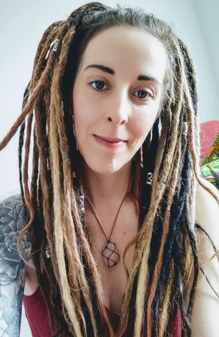 Pin By Amanda Loving On Dreadlocks Dreadlocks Girl Hair Styles Dreadlocks