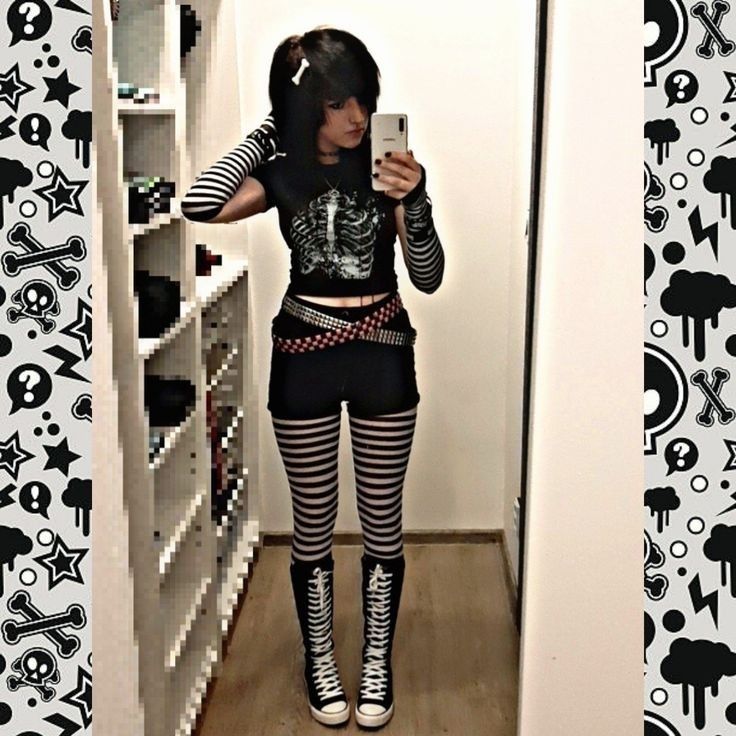 Pin By Evy On Emo Scene Outfits Scene Fashion Scene Outfit