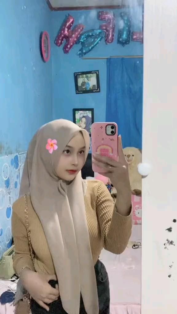 Épinglé Par Pesona Hijabers Sur Pin Buatan Anda En 2024