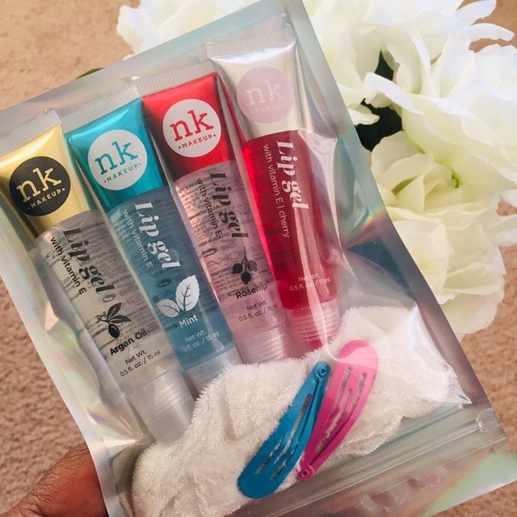 We offer a variety from Lip Gloss and Lashes Bundles, Lip gloss bundles ... We offer a variety from Lip Gloss and Lashes Bundles, Lip gloss bundles ...