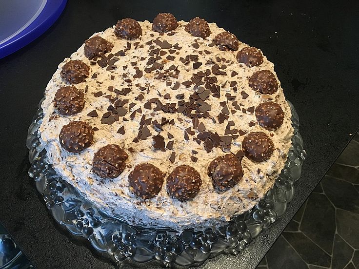 Ferrero - Rocher - Torte von bluemoon25| Chefkoch | Ferrero rocher ... Ferrero - Rocher - Torte von bluemoon25| Chefkoch | Ferrero rocher ...