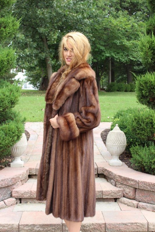 Fl 045 Fur Fashion Guide Furs Fashion Photo Gallery Fur Fashion