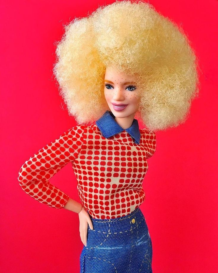 Pin By Olga Vasilevskay On Barbie Dolls Fashionistas 4 Barbie Celebrity Vintage Barbie Dolls