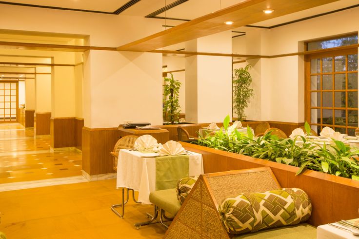 The Tharavadu buffet restaurant serves the best of Kerala and rest of ... The Tharavadu buffet restaurant serves the best of Kerala and rest of ...