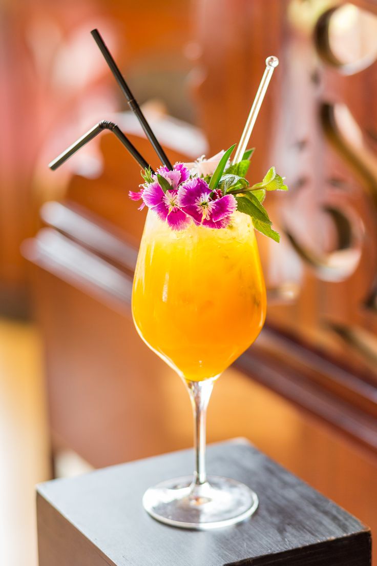 Le Cocktail 37 Le Mariage Du Rhum Et Du Champagne Sublimé Par La