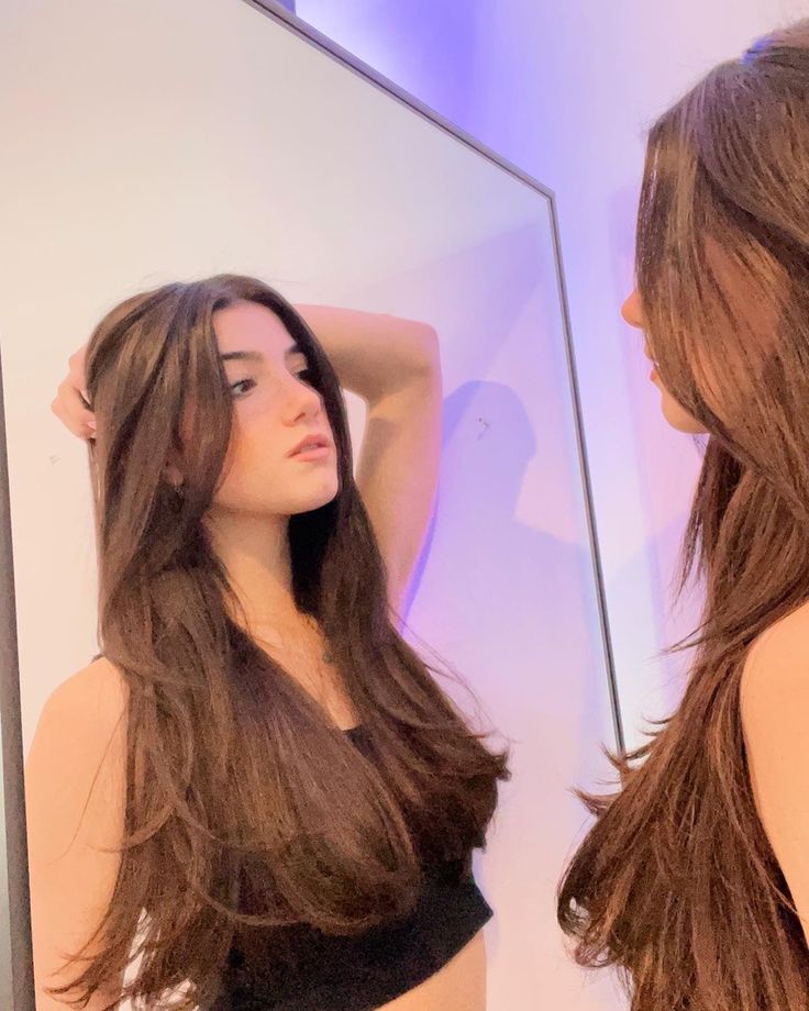 Pin On Charli Damelio Brown Hair Inspo Aesthetic Hair Long Hair Styles