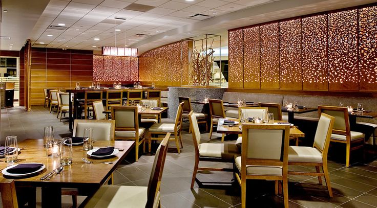 Lit Wall Partition at Crowne Plaza Hotel, Chicago Lit Wall Partition at Crowne Plaza Hotel, Chicago