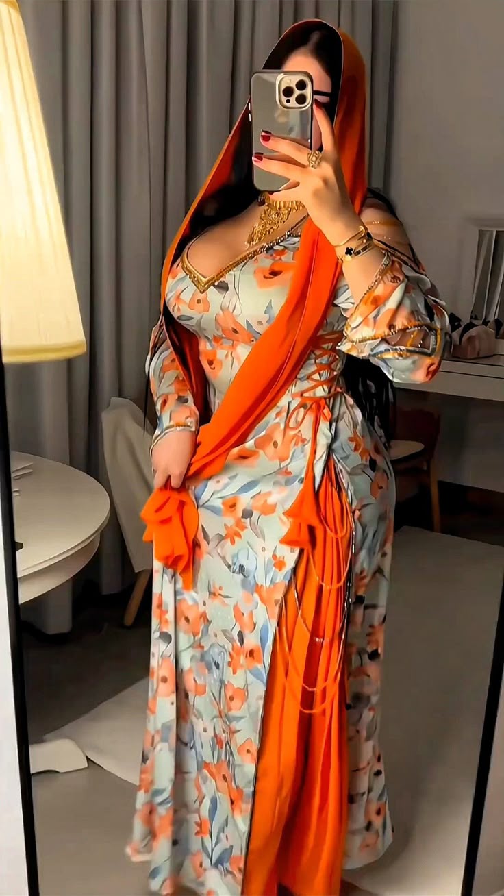 Pin On Suit Designs Curvy Women Fashion Hot Women Dress Beautiful