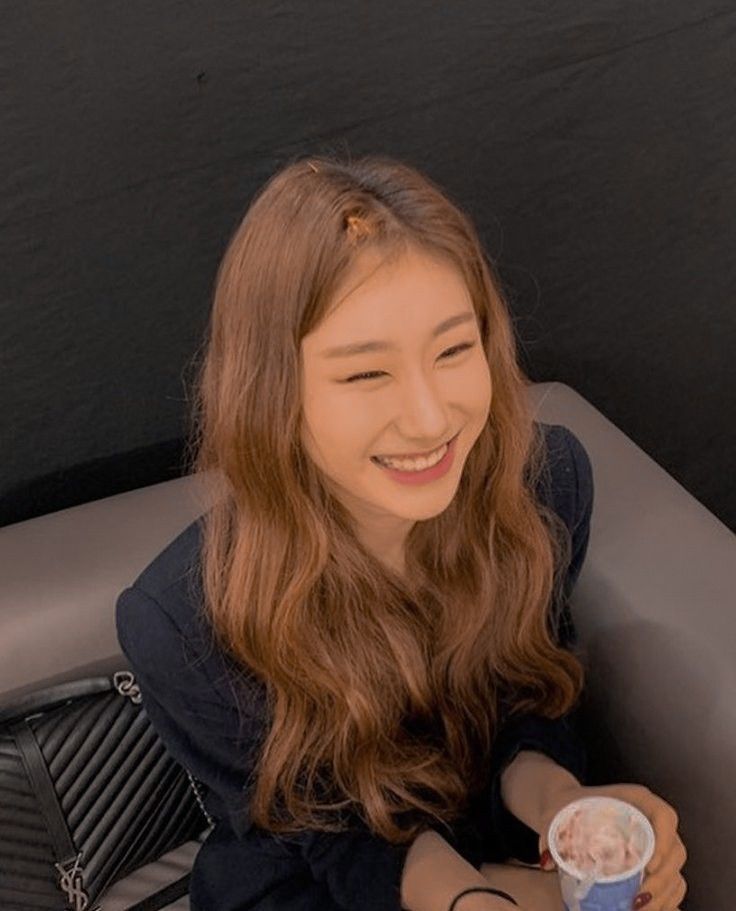 Itzy Midzy Wallpaperitzy Itzyselca Yeji Yuna Ryujin Chaeryeong Lia Hwangyeji