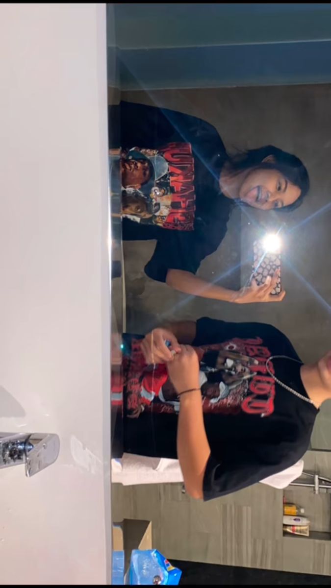 Pin Oleh Sayrin Di The Love Club Gambar Proporsi Tubuh Foto Teman Fotografi Teman