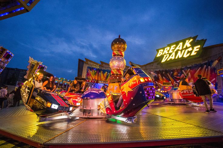 Zomerkermis 2021 In Het Brabantpark Op Zaterdagavond 3 Juli Wat Een Mooi Gezicht Met Alle