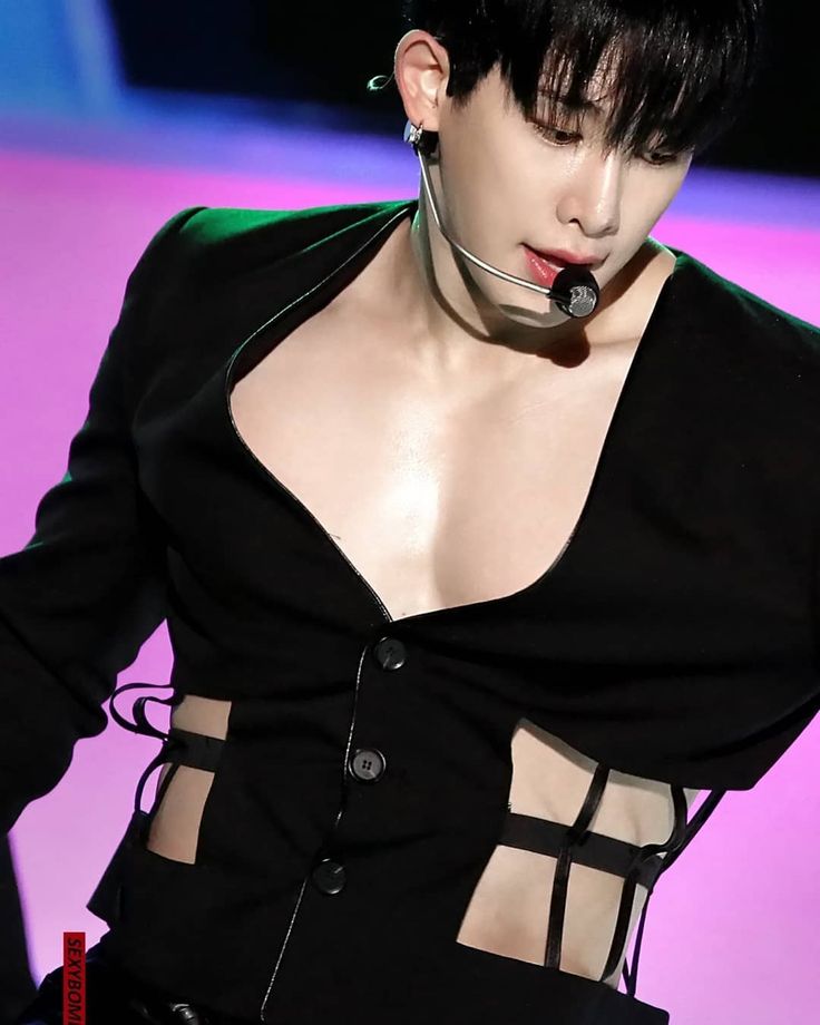 ๐๐จ๐ง๐ก๐จ ๐๐๐ง๐ฉ๐๐ ๐ On Instagram Best Outfit ๐คค๐ ยฐ ยฐ ยฐ ยฐ ยฐ ยฐ ยฐ Wonho Monstax Monbebe ๋ชฌ๋ฒ ๋ฒ ์ํธ