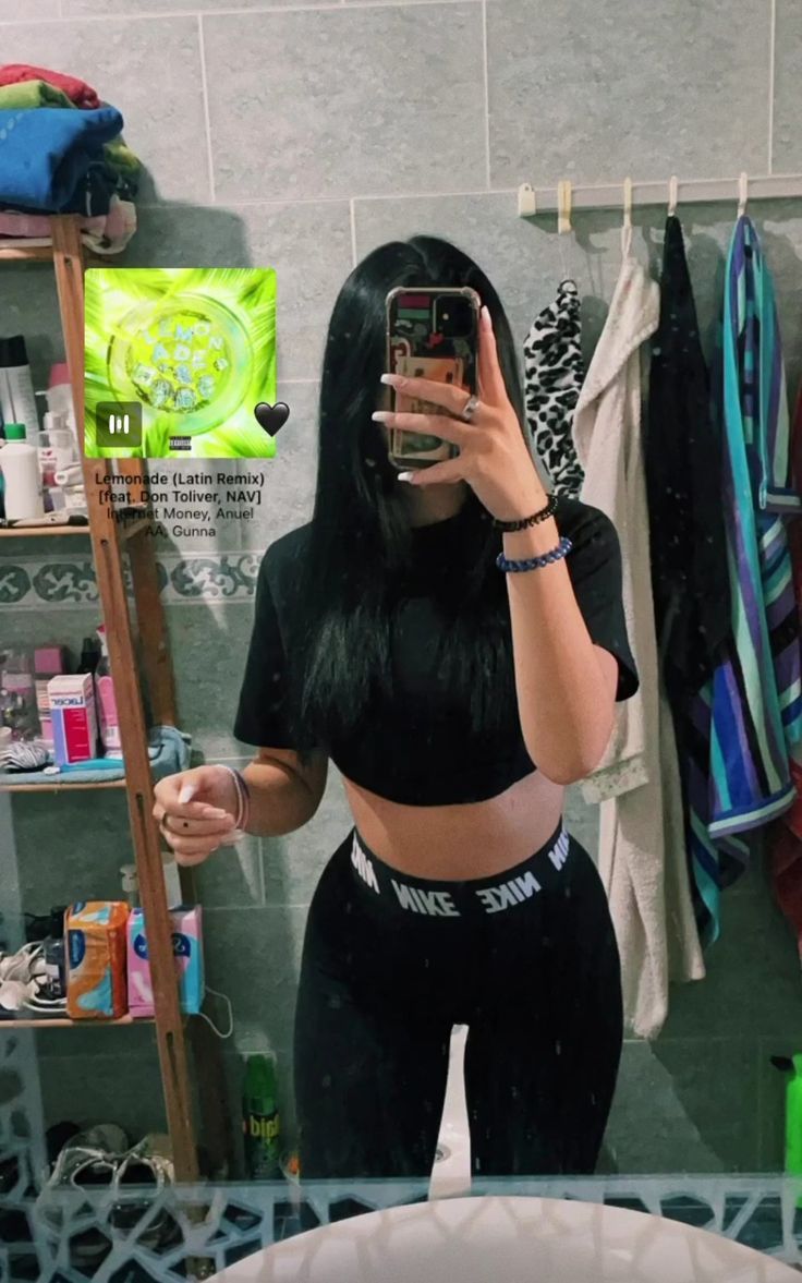 Pin By π On Outfits Chav Outfits Aesthetic Cute Poses For Pictures Chav Outfits Chav