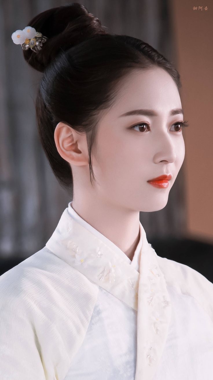 Pin By Swiftsss On Zhao Liying Chen Yuqi Beautiful Asian Girls
