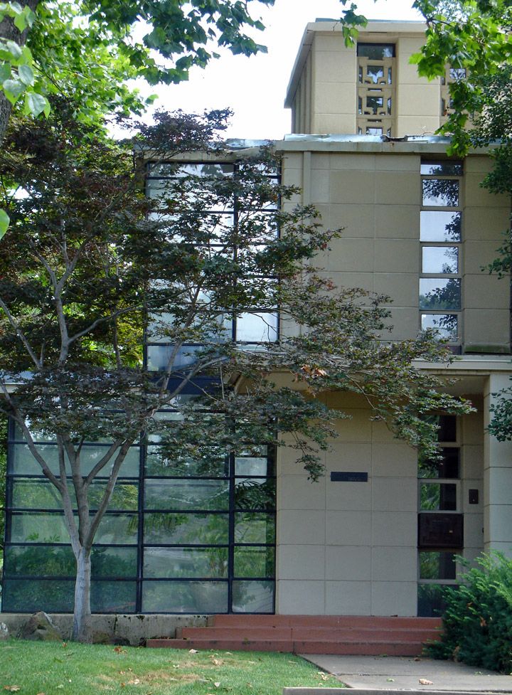 Richard Lloyd Jones House - Frank Lloyd Wright. Art Experience NYC www ... Richard Lloyd Jones House - Frank Lloyd Wright. Art Experience NYC www ...