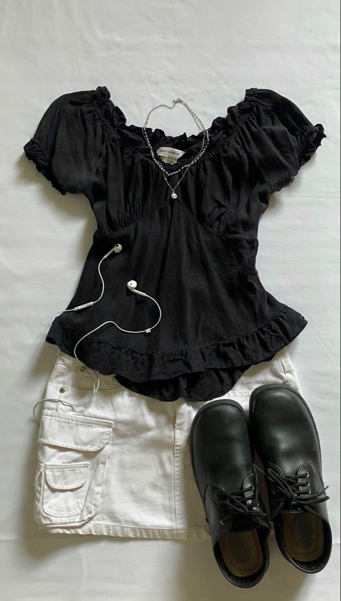 Pin By Pixiey On การบันทึกอย่างรวดเร็ว Cute Outfits Casual Outfits