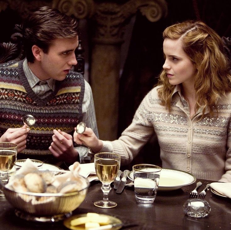 Slug Club Dinner 🍽 Harry Potter Neville Matthew Lewis Harry Potter Characters