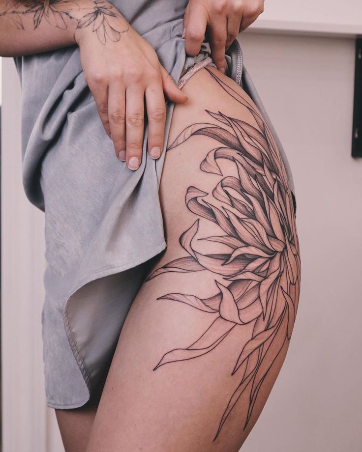 60 Classy Side Thigh Tattoos Leg Tattoos Women Side Thigh Tattoos Thigh Tattoos Women