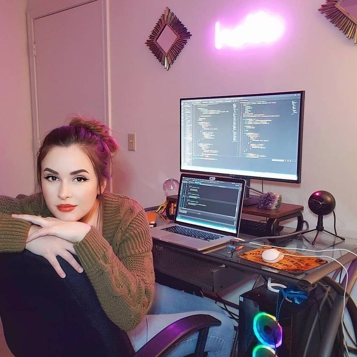 Coding With Beauty π Programmer Girl Learn Computer Coding Computer Science Women