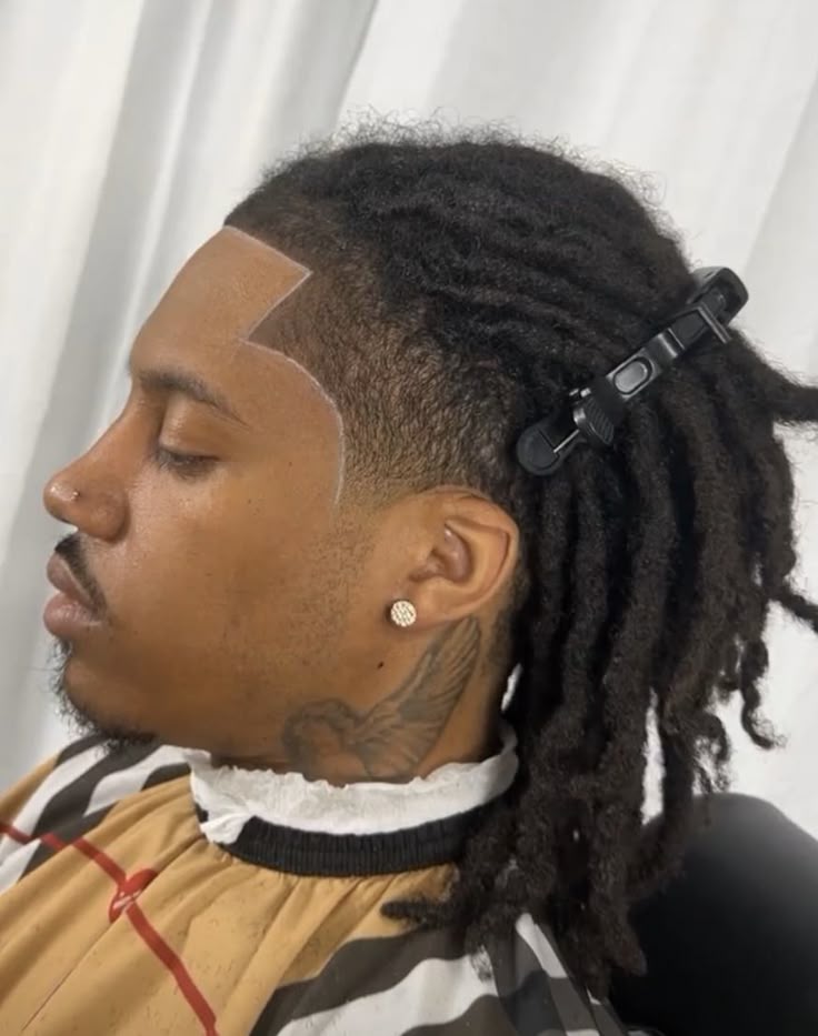 Pin By 🪂 On Dreads Low Fade Haircut Taper Fade Haircut Dreadlock Hairstyles For Men