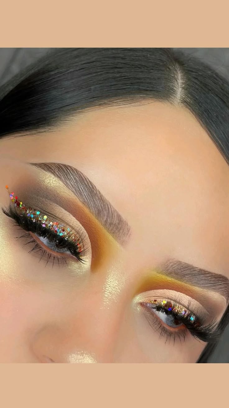 Makeup Extravagante Maquillaje De Ojos Artistico Maquillaje De Ojos