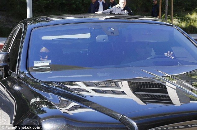 Khloe Kardashian throws Lamar Odom hospital birthday party | Khloe ... Khloe Kardashian throws Lamar Odom hospital birthday party | Khloe ...