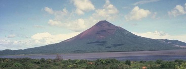 Momotombo Volcano Erupts For The First Time In 110 Years Nicaragua