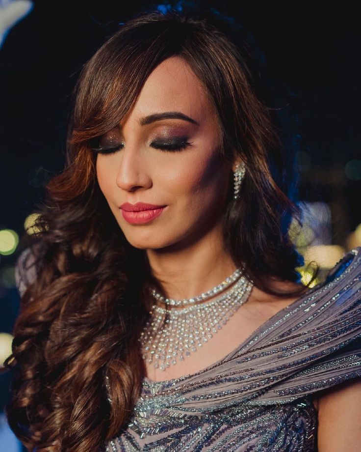 Bridal Makeup That Is Perfect For Dusky Skin Tone Bridal Makeup Bridal Eye Makeup Dusky Skin