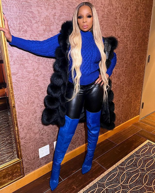 Happy Monday 💙💙 Goodmorninggorgeous Girl Outfits Pretty Girl
