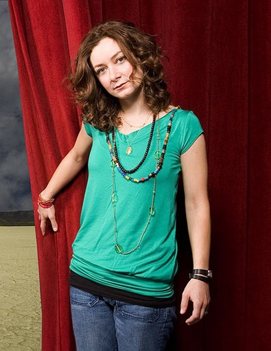 Pin By Indigo Fem On Sara Gilbert Sara Gilbert Gilbert Actresses