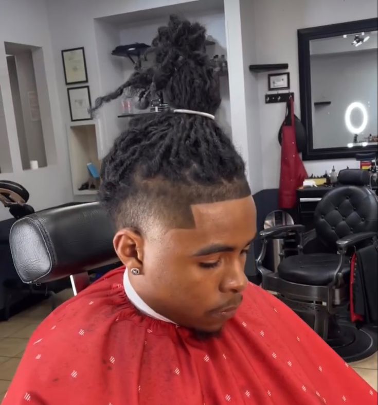 Pin By 🪂 On Dreads Dreadlock Hairstyles Hair Stiles Dreads
