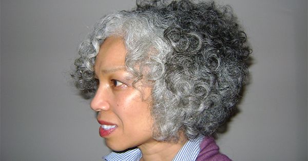 Transitioning to Gray Hair: Tips and Tricks Transitioning to Gray Hair: Tips and Tricks