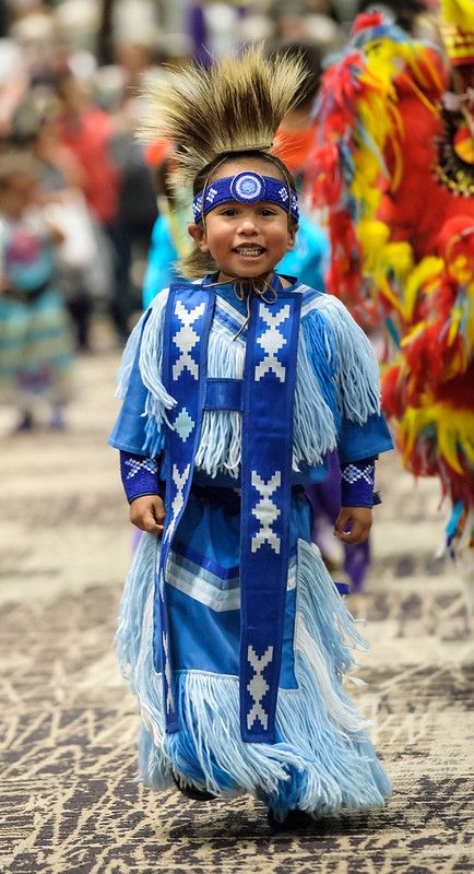 2012 Hunting Moon Pow Wow | Grass dance outfits, Native american actors ... 2012 Hunting Moon Pow Wow | Grass dance outfits, Native american actors ...