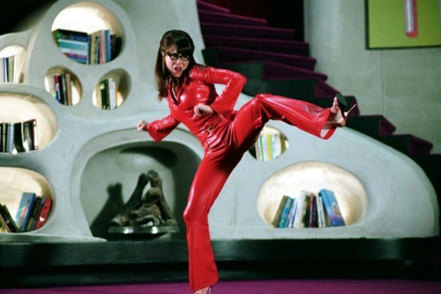 Scooby Doo 2 Monsters Unleashed 2004 Trendy Halloween Costumes Scooby Doo Velma Scooby Doo