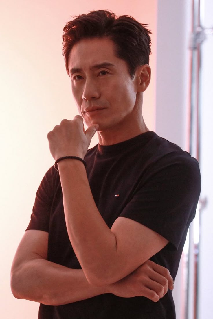 Pin On Shin Ha Kyun Korean Actors Actors Celebrities