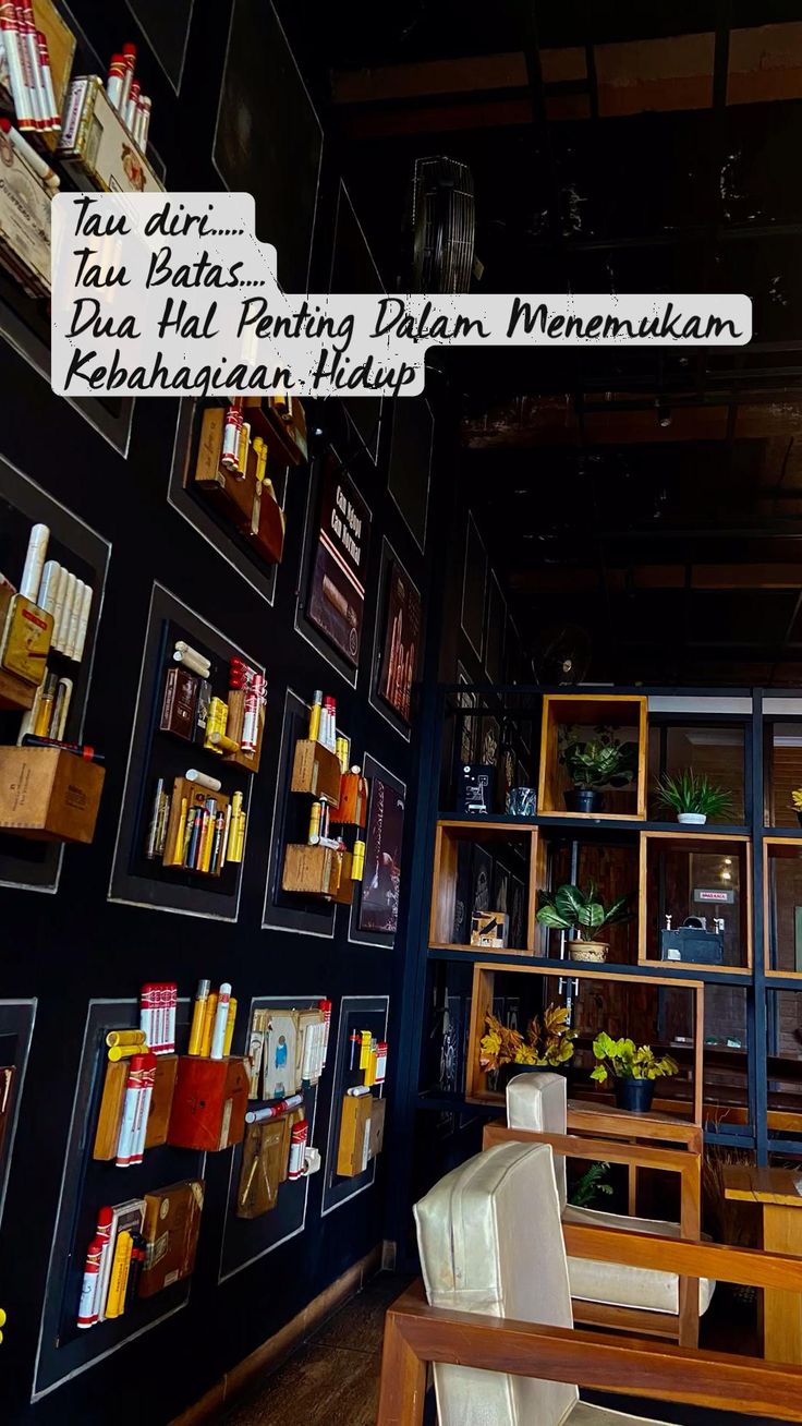 Tau diri….. Tau Batas…. Dua Hal Penting Dalam Menemukam Kebahagiaan Hidup Tau diri….. Tau Batas…. Dua Hal Penting Dalam Menemukam Kebahagiaan Hidup