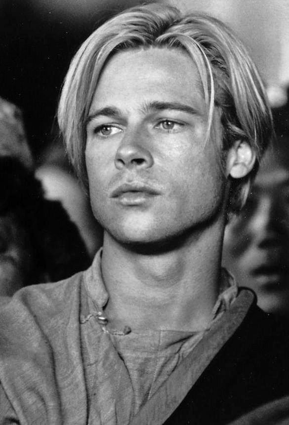 Pin By Yeşim Tığlı On Brad Brad Pitt Young Brad Pitt Brad Pitt Interview