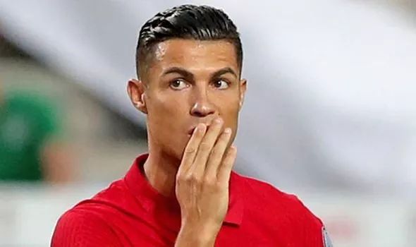 Cristiano Ronaldos Debut Man Utd Hierarchy Controversy