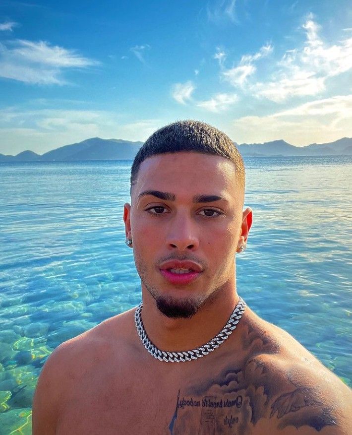 Pinterest Just Beautiful Men Light Skin Men Buzz Cut For Men
