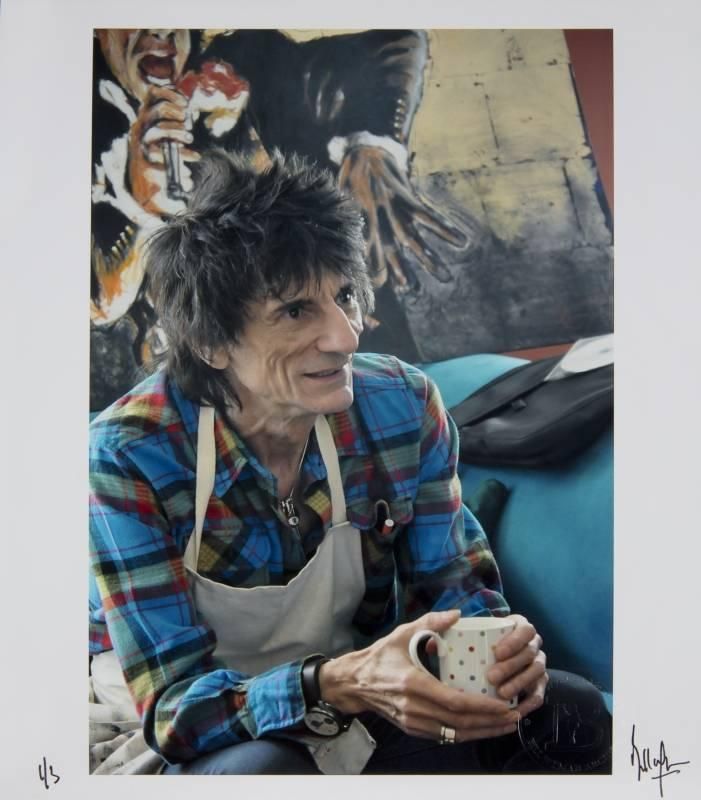 BILL WYMAN PHOTOGRAPH OF RONNIE WOOD SEATED - Current price: $450 ... BILL WYMAN PHOTOGRAPH OF RONNIE WOOD SEATED - Current price: $450 ...