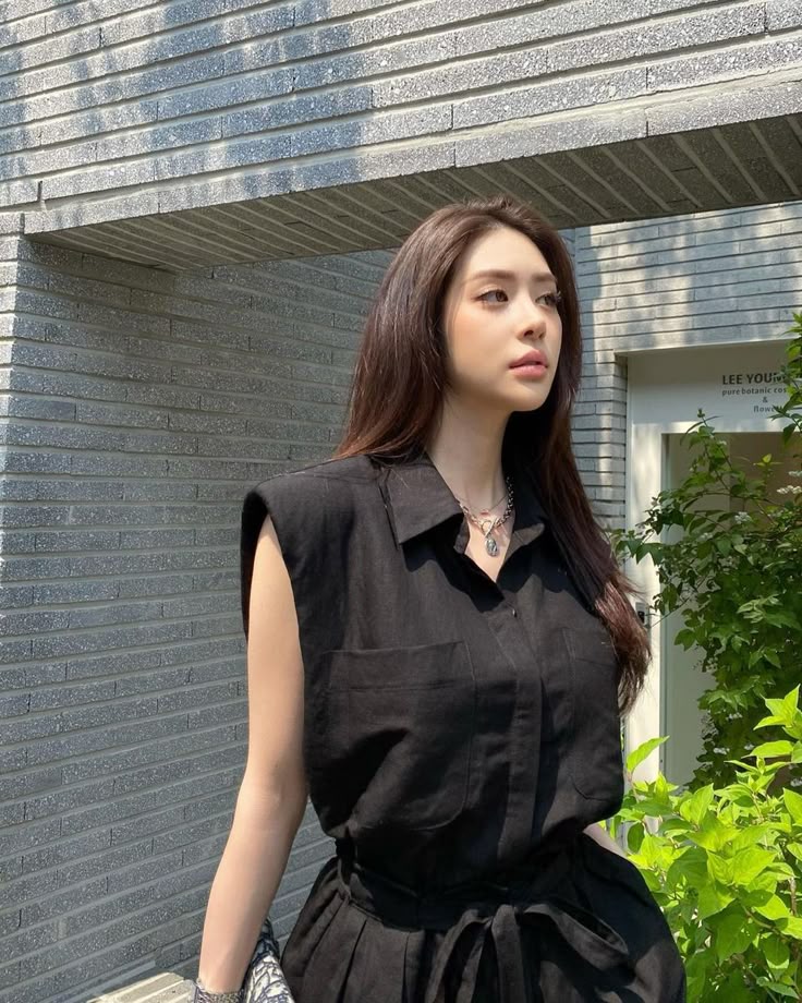 Pin On Ulzzang Short Hair Fashion Ulzzang Short Hair Model Aesthetic