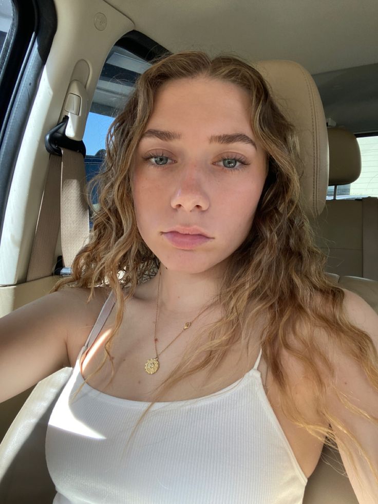 Mckenzie Keller Thisisnotmckenzie • Instagram Photos And Videos In 2022 Photo And Video