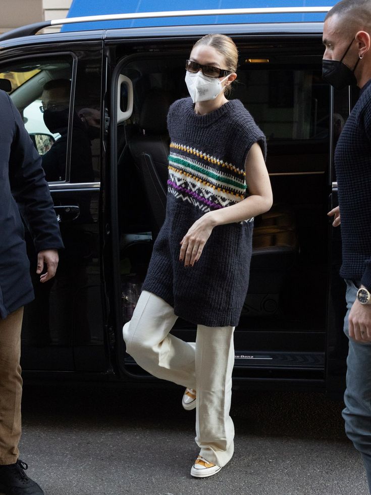 Gigi Hadid Looked Like A Modern Mermaid At Nyfw Ropa