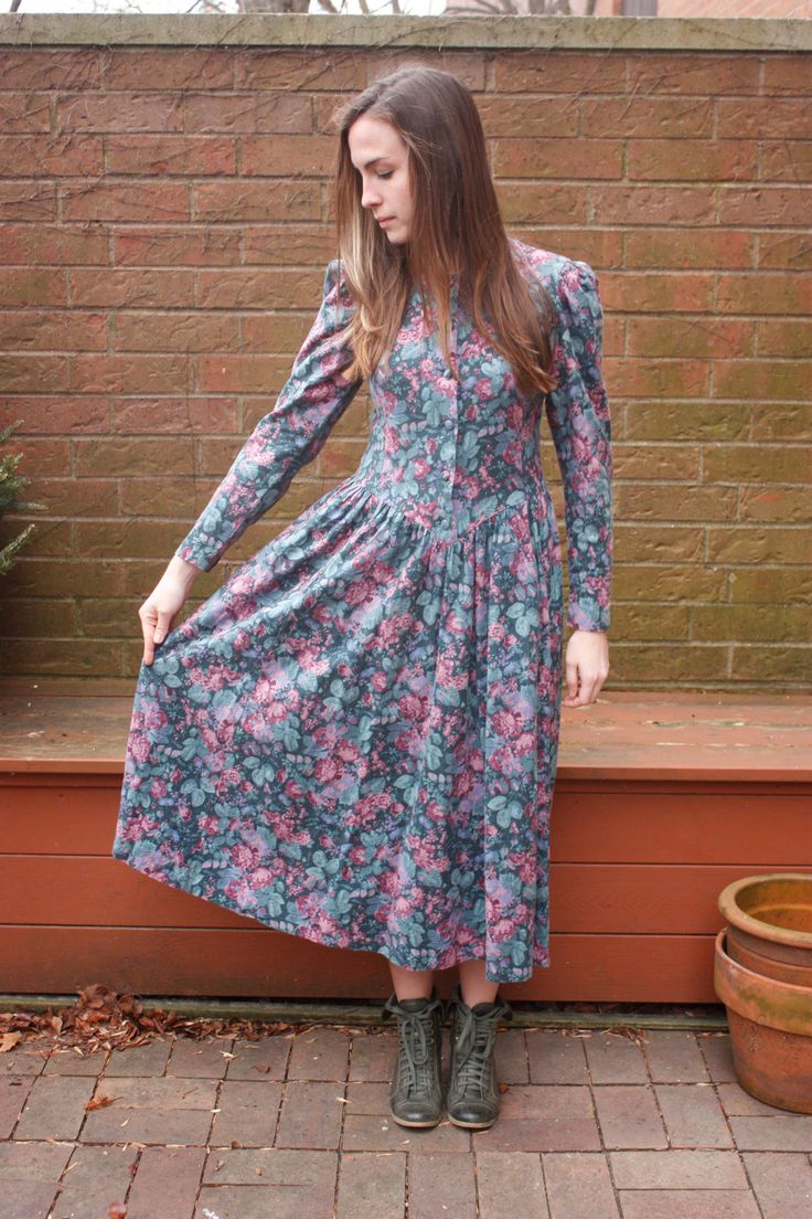 80s Laura Ashley dresses | Vintage inspired outfits, Vintage dresses ... 80s Laura Ashley dresses | Vintage inspired outfits, Vintage dresses ...