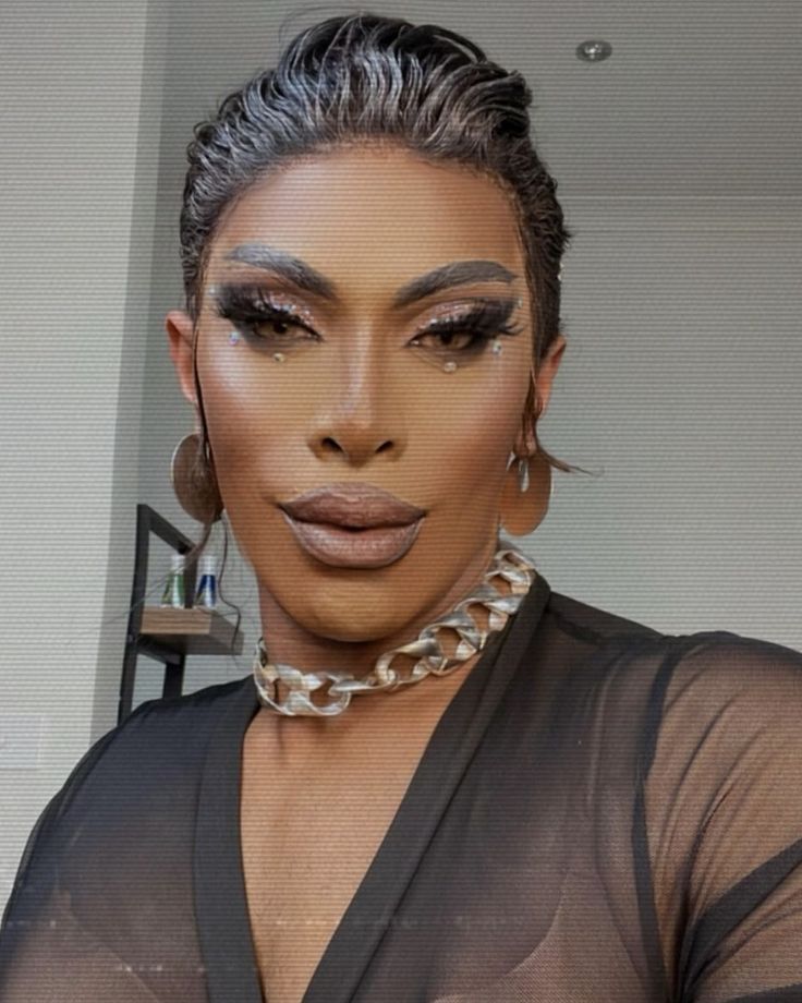 Pin Av Drag Dummy På Down Under Season 2 I 2024